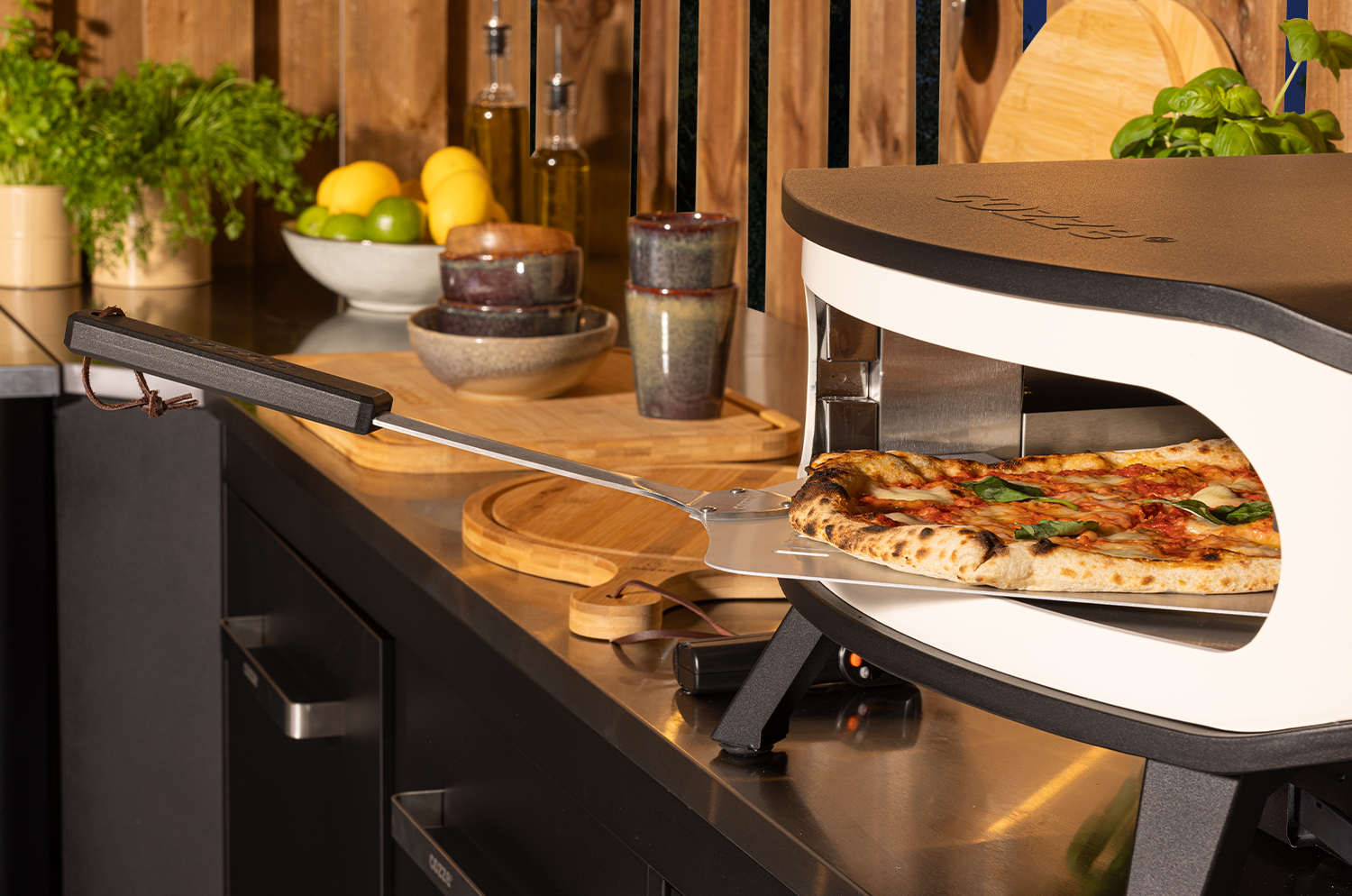 COZZE Pizzaofen Gas 42,5 cm (17") - mit rotierendem Pizzastein - inkl ...